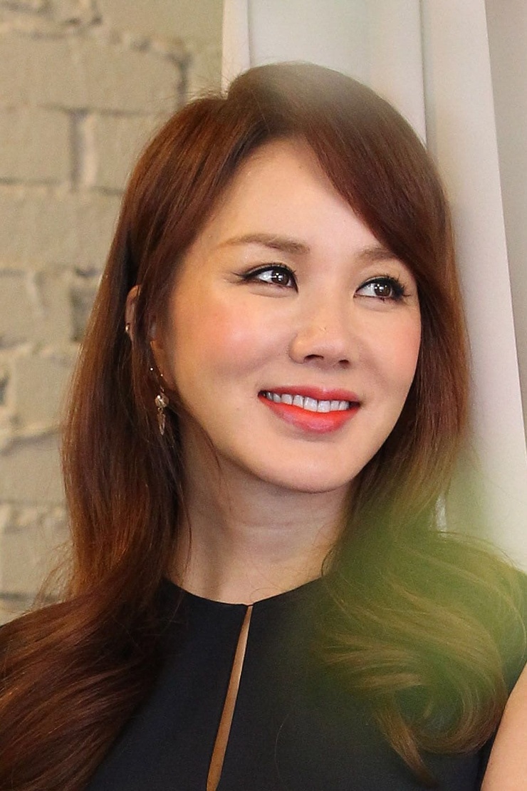 Picture of Uhm Jung Hwa