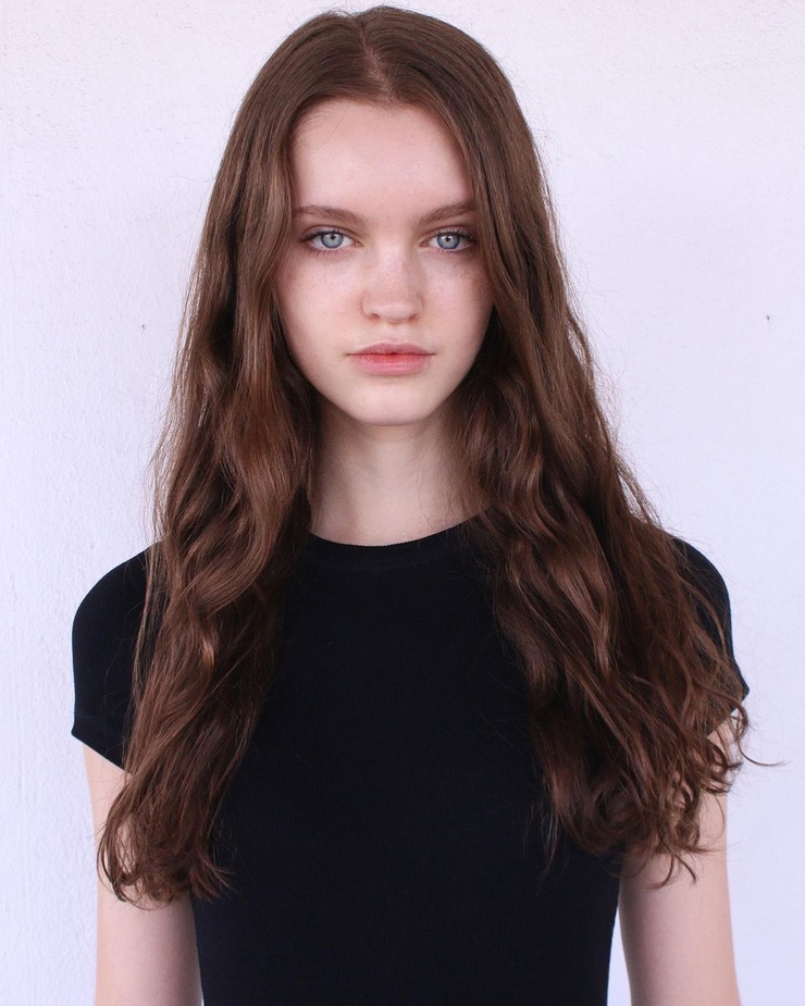 Picture of Holly Nicole