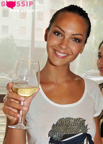 Picture of Sarah Nile