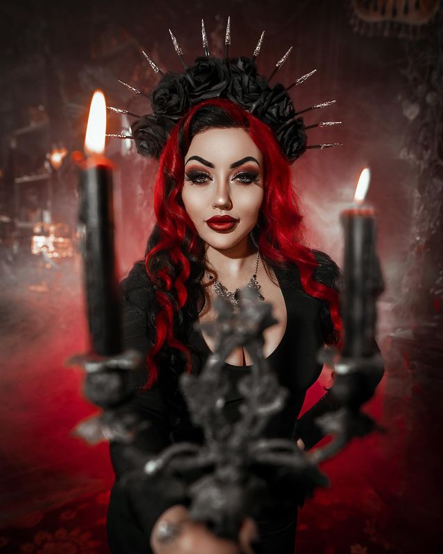 Picture of Dani Divine