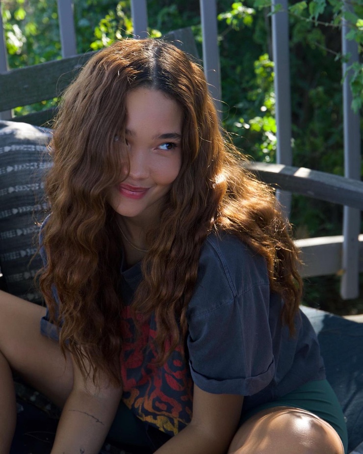 Picture of Ashley Moore (2)
