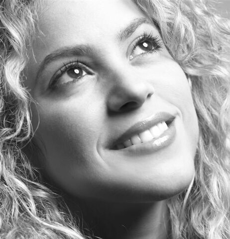 Shakira's face close up