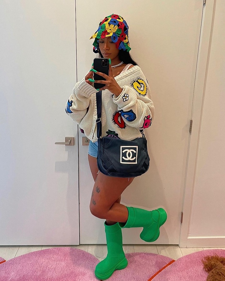 Picture of Raven TRACY