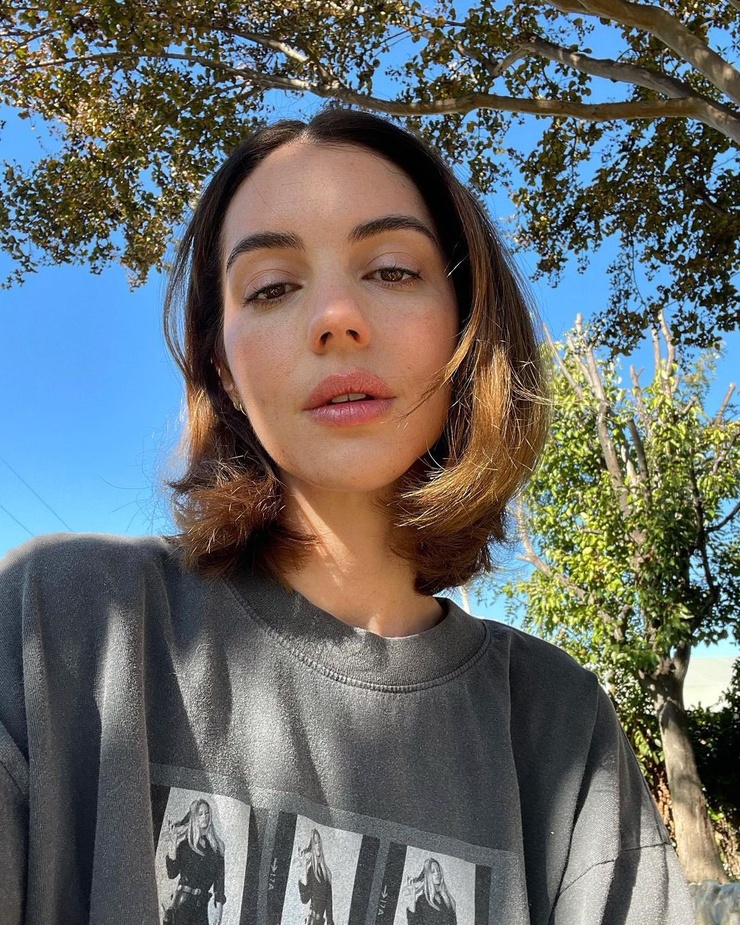 Picture of Adelaide Kane