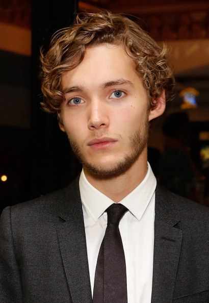 Toby Regbo image