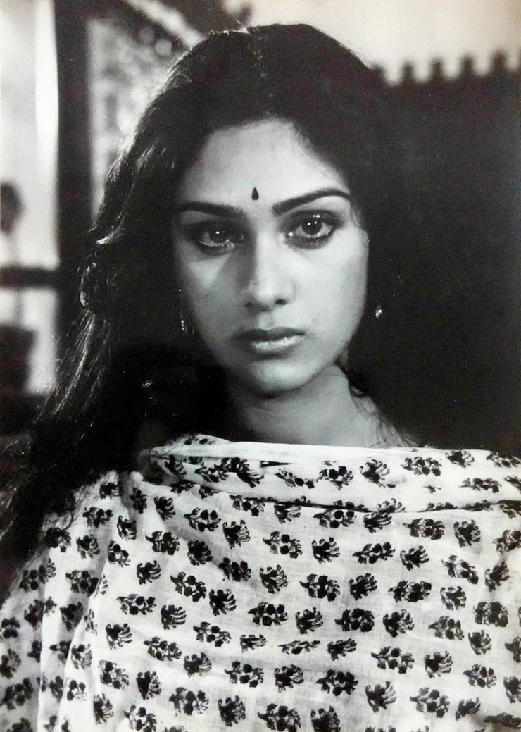 Picture of Meenakshi Sheshadri