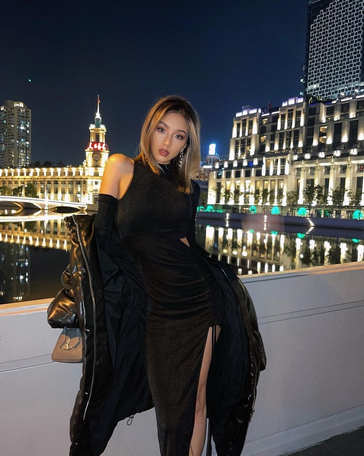 Picture of Kathy Zheng