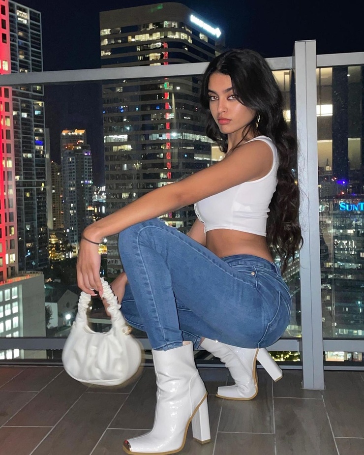 Picture of Sara Hamadeh