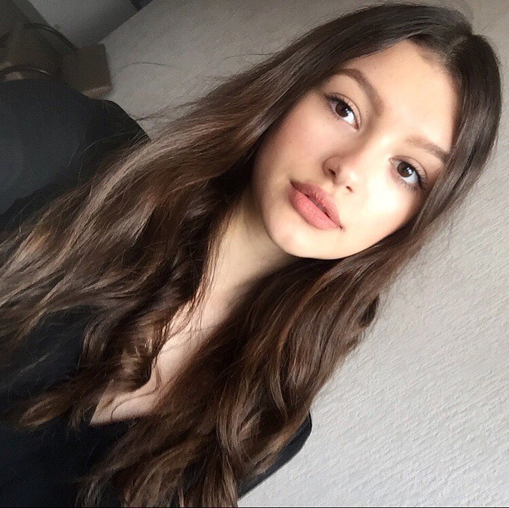 Picture of Alena Rose