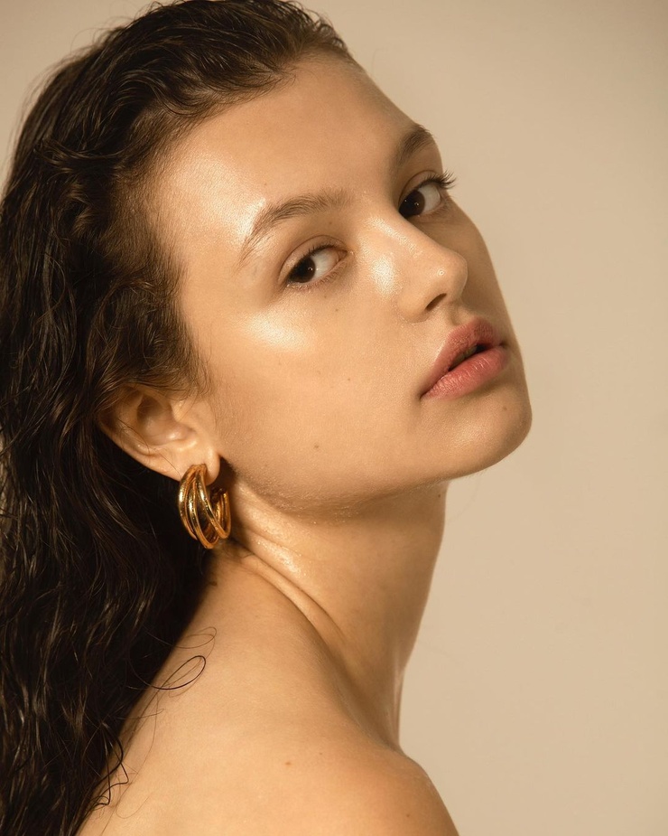 Picture of Alena Rose