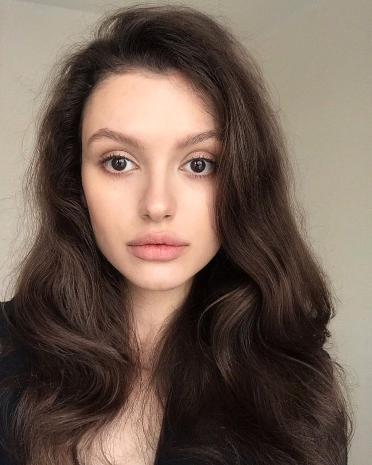 Picture of Alena Rose