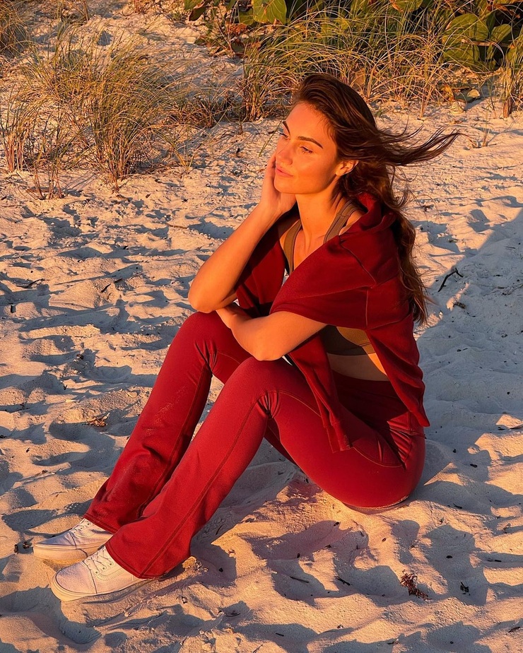 Picture of Stephanie Rayner