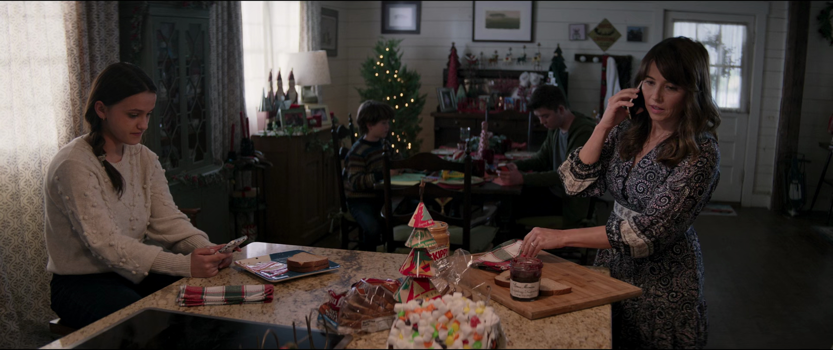 Picture of Laura Barton (Marvel Cinematic Universe)