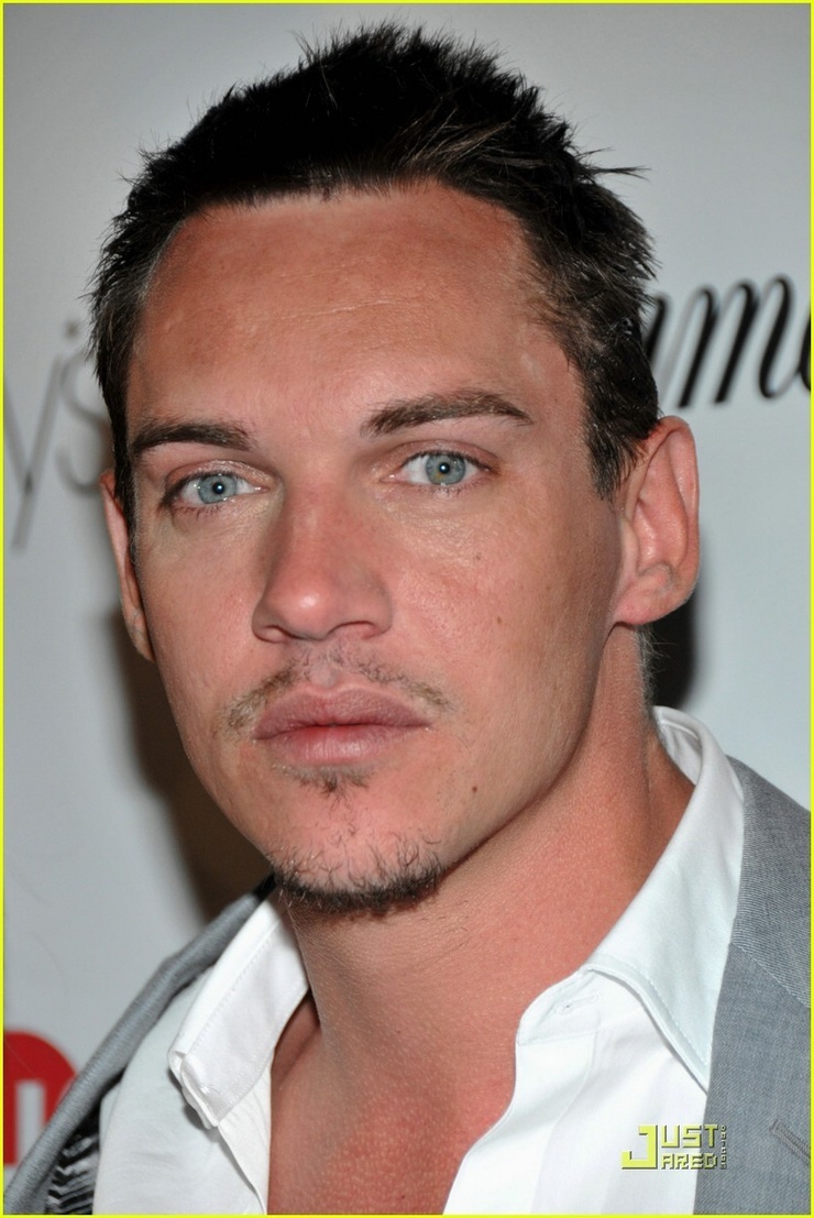 Image of Jonathan Rhys Meyers