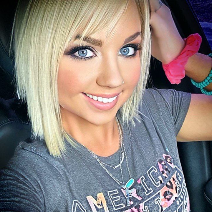 Mira James image