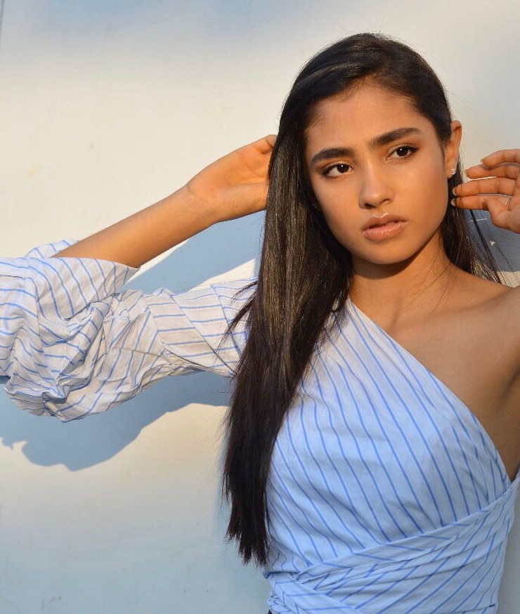 Picture of Sarah Tafurt