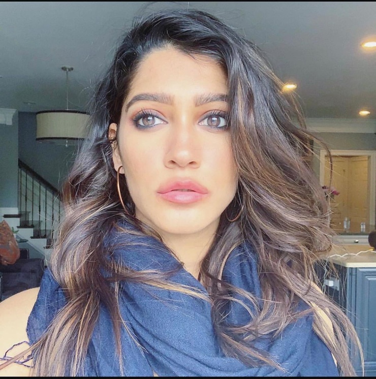 Picture of Anuja Joshi
