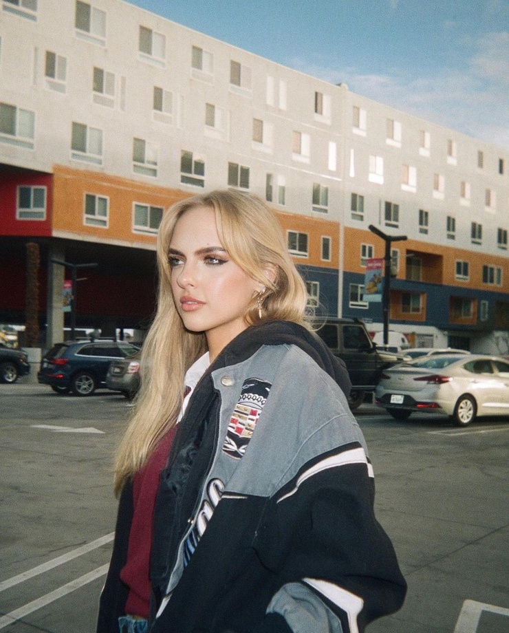 Picture of Jessica Belkin