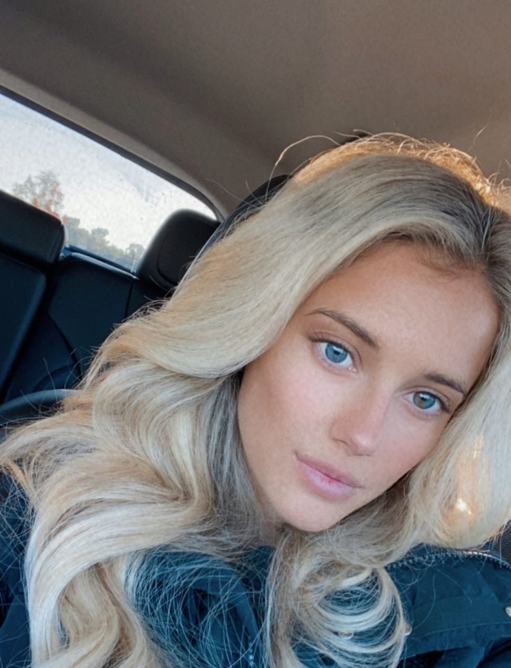 Picture of Lindsay Brewer