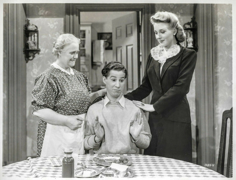 Mary Gordon, Bobby Jordan, Evelyn Ankers