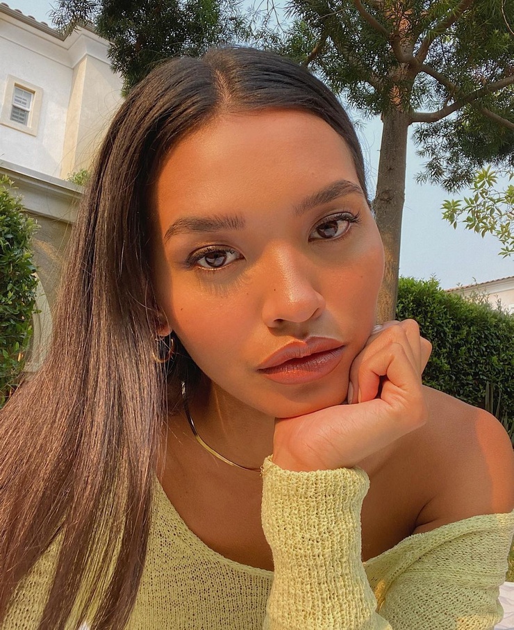 Picture of Nicole Elise