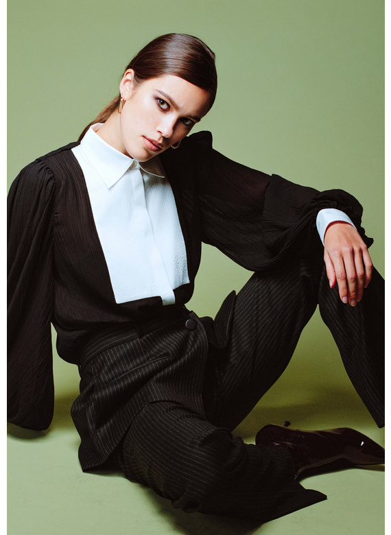 Picture of Amrine White