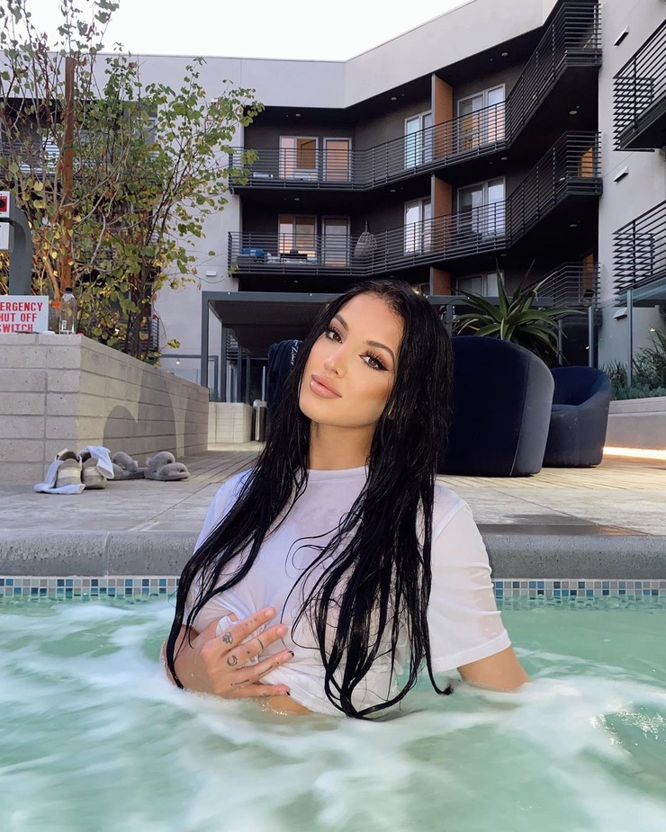 Picture of Riley Riviera