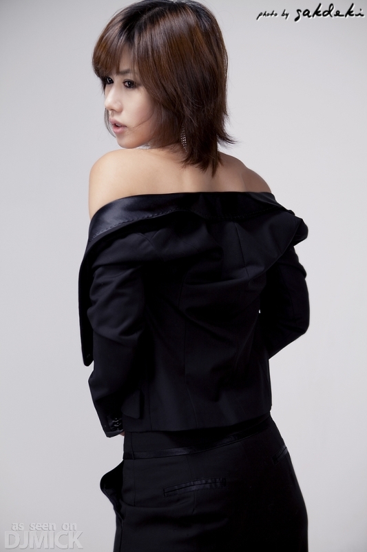 Song Jina. picture
