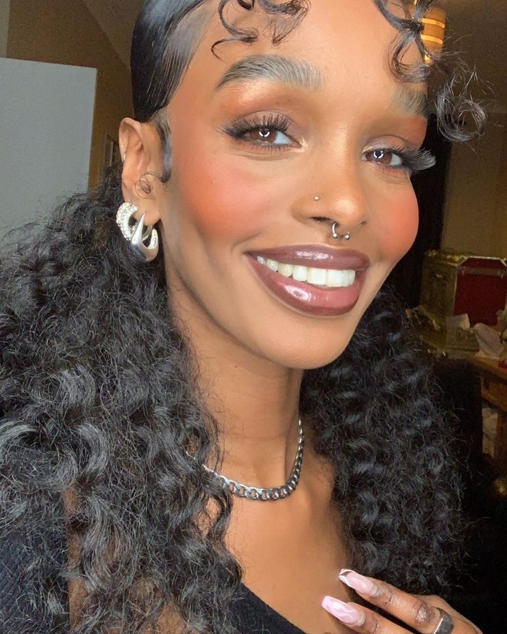 Picture of Sarah Abshir