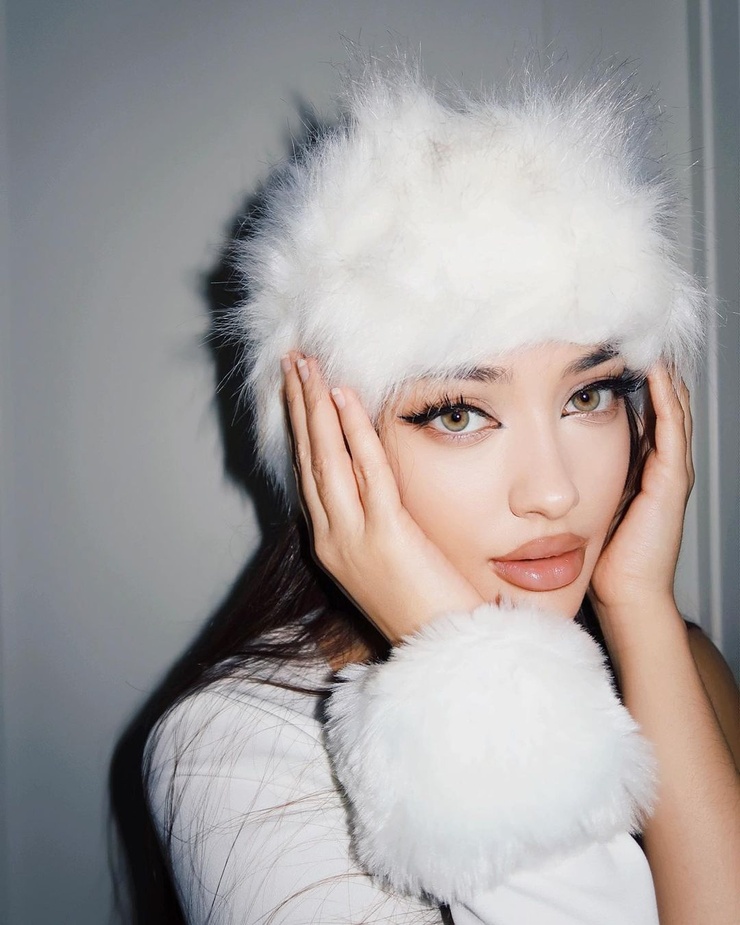 Picture of Isabel Rose