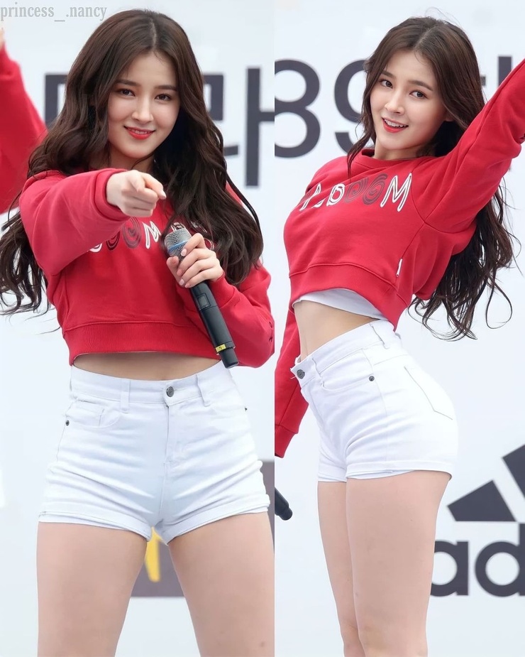 Picture of Nancy Jewel McDonie