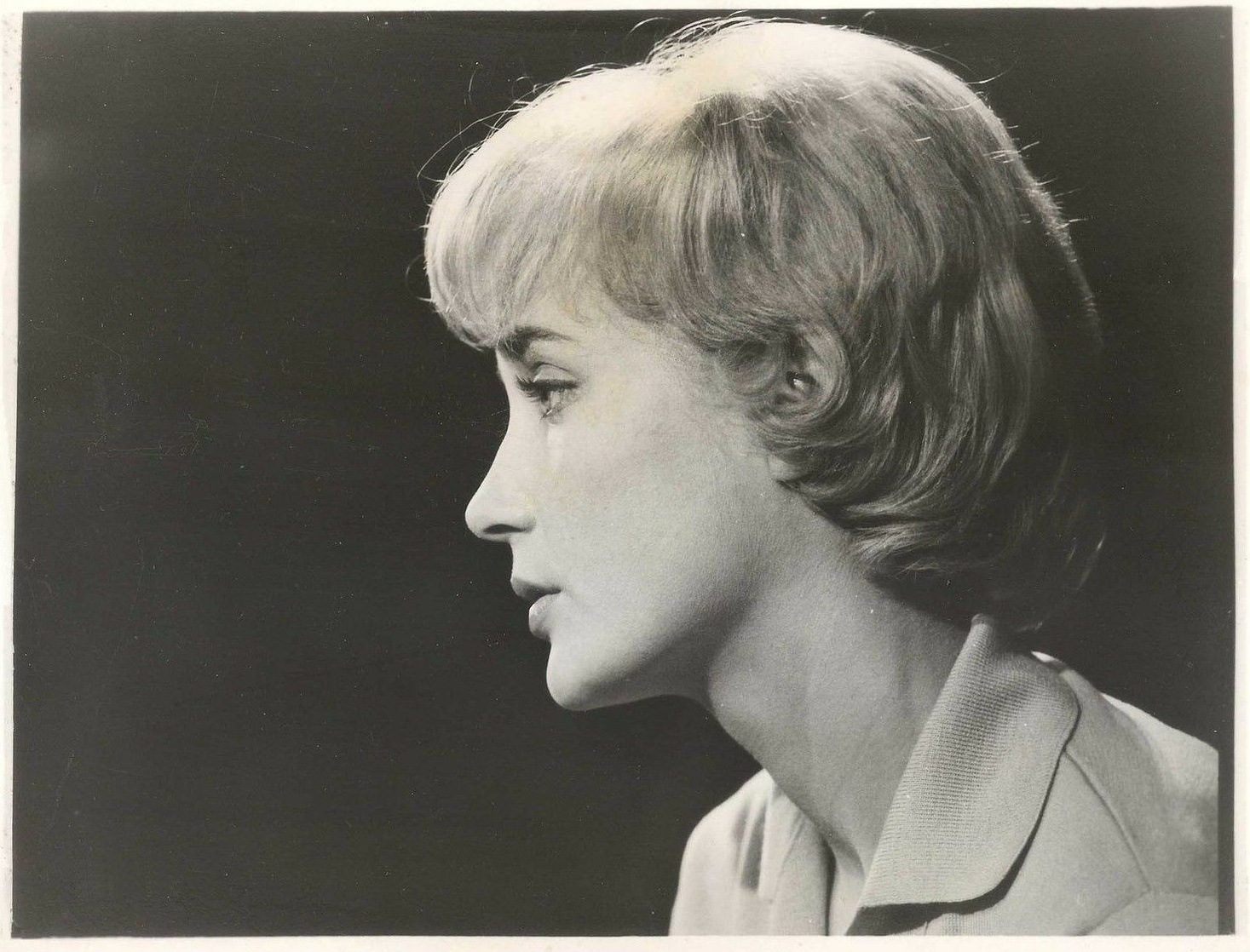 Sylvia Syms