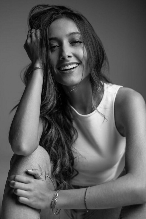 Isabela Antunes image