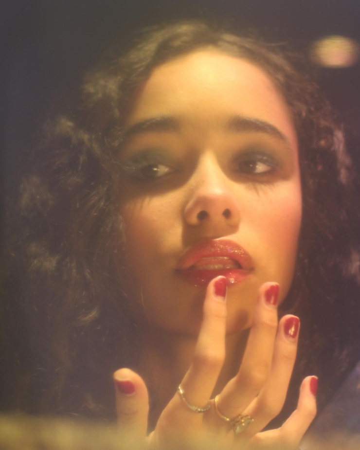 Picture of Sateen Besson