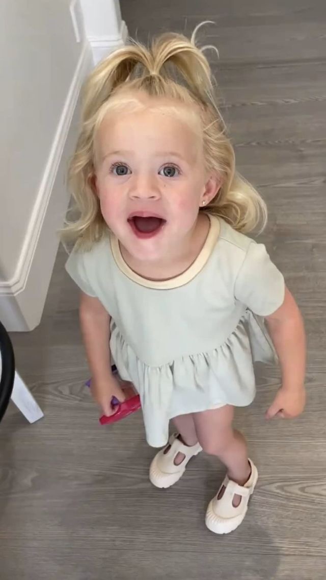 Picture of Posie labrant