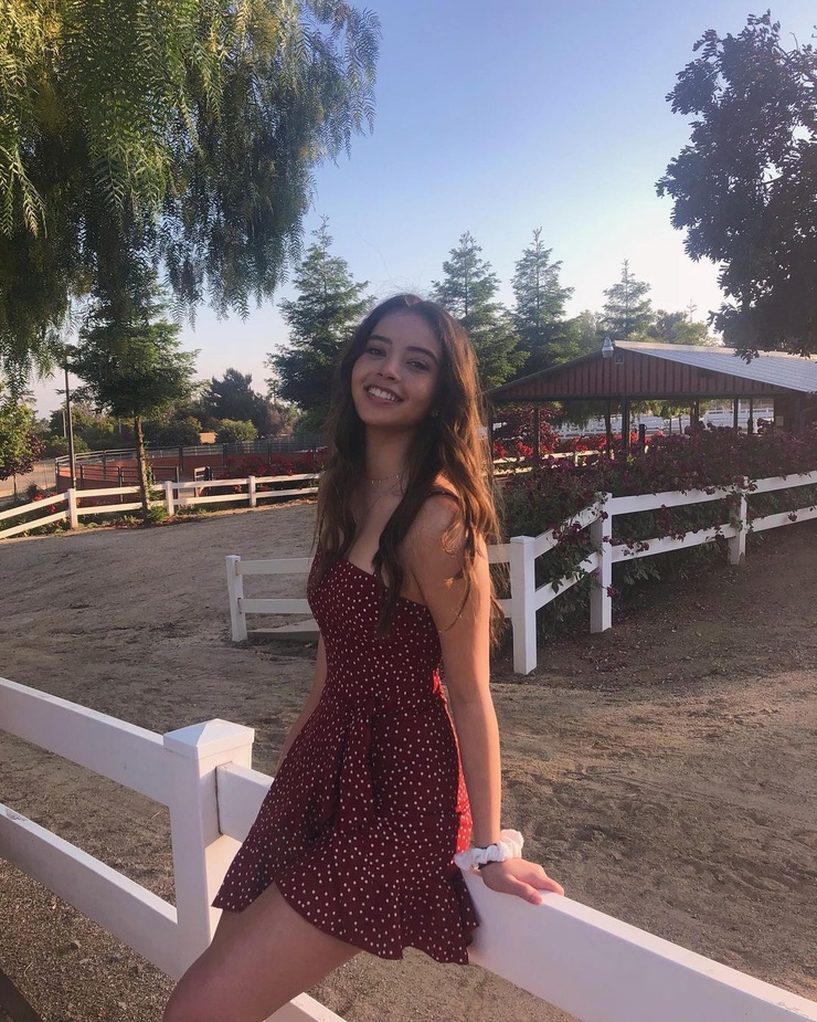 Picture of Heather van Zee