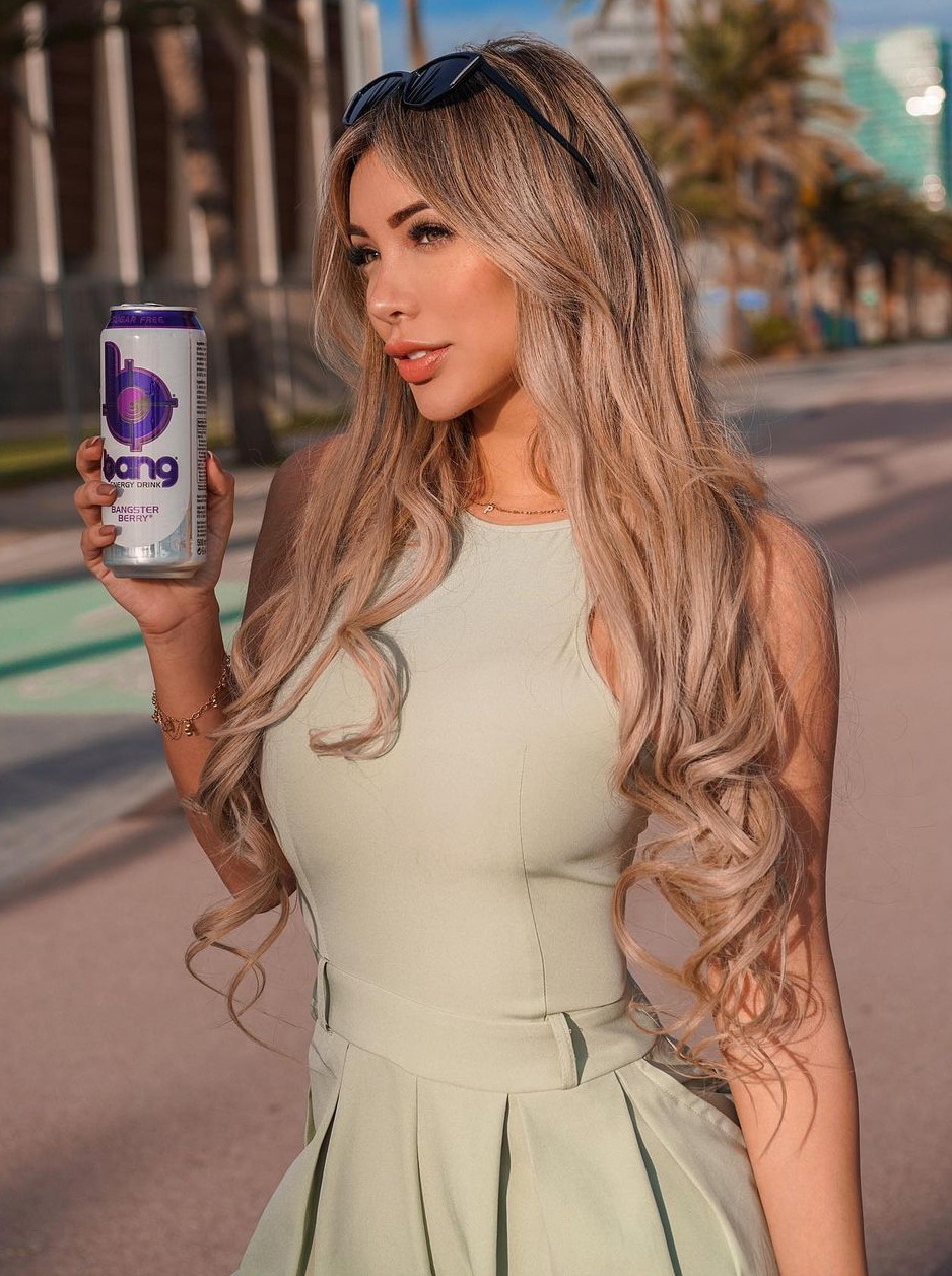 Paula Manzanal image