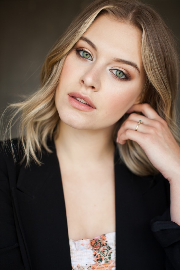 Picture of Tiera Skovbye