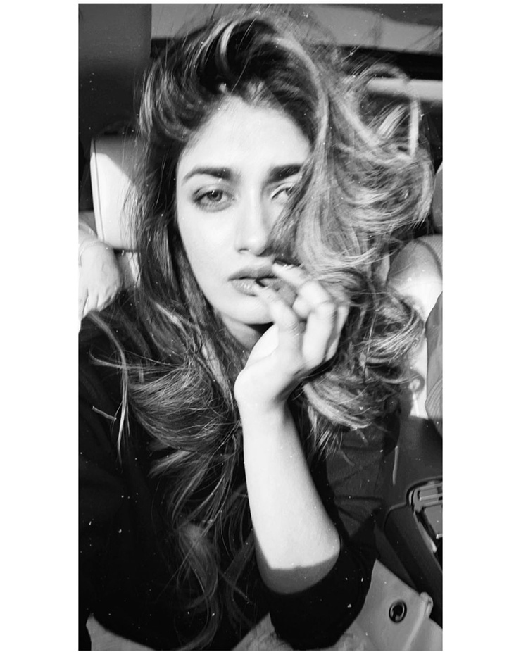 Dimple Hayathi picture