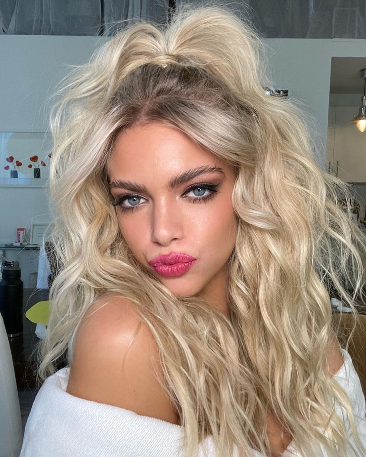 Picture of Ashtyn Carr