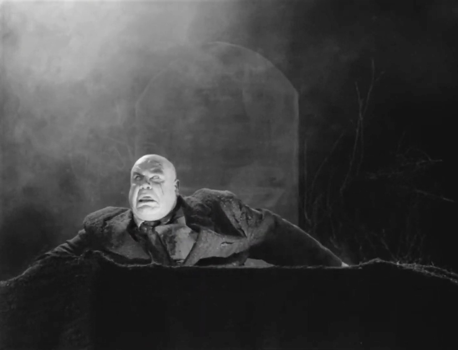 Picture of Plan 9 from Outer Space (1969)