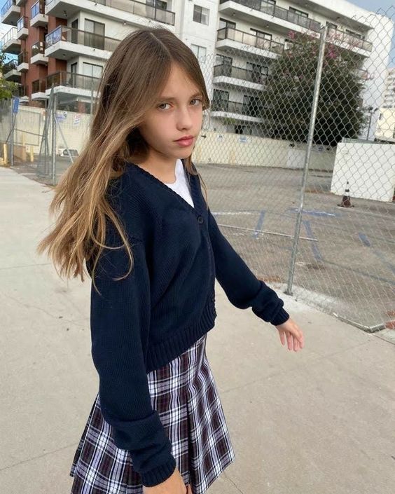 Listal - List the stuff you love! Movies, TV, music, games and books