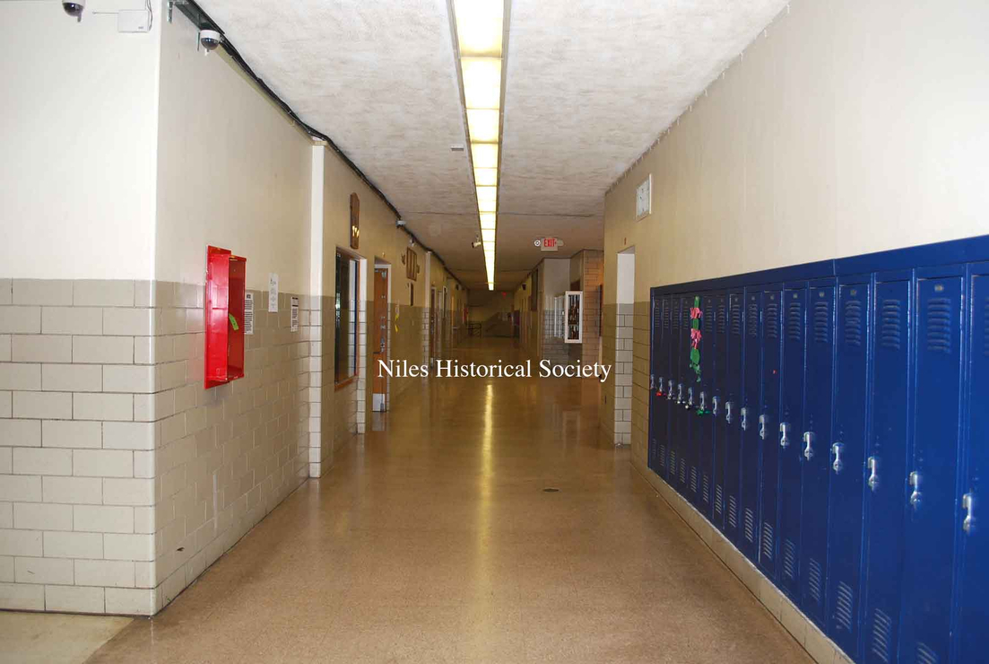 Picture of Niles McKinley High School