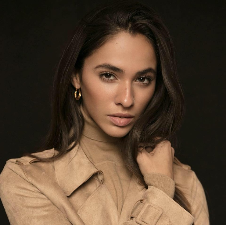 Picture of Zoë Markos-Thresher