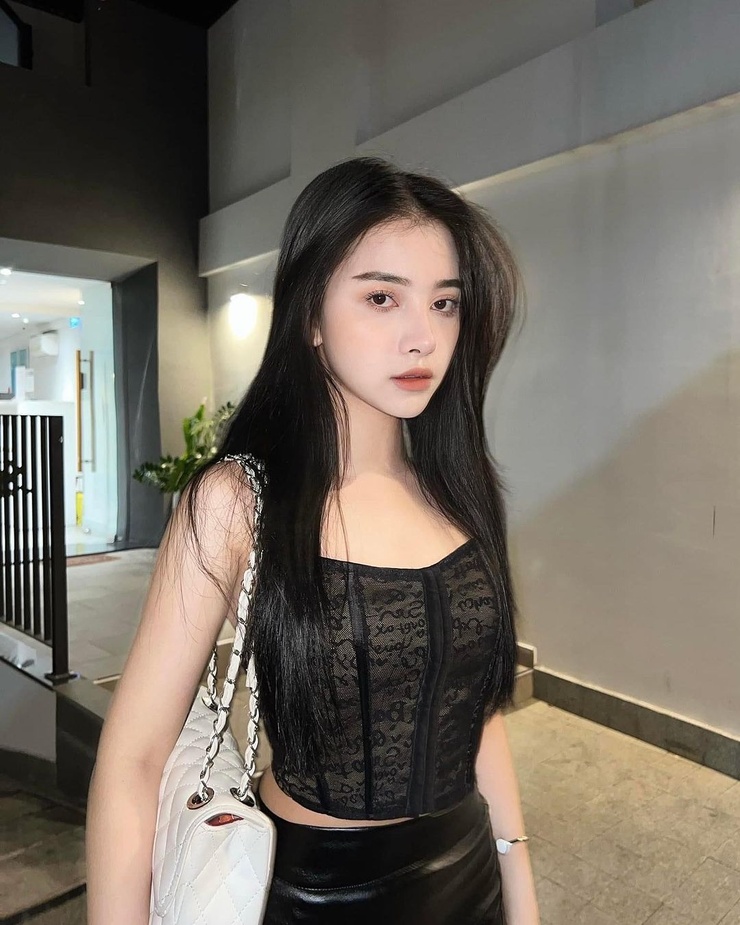 Picture of Nguyen Thi Hang