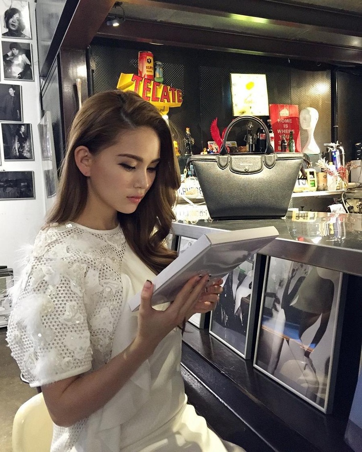 Picture of Hannah Quinlivan