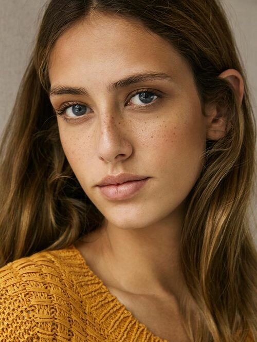 Picture of Nora Vara