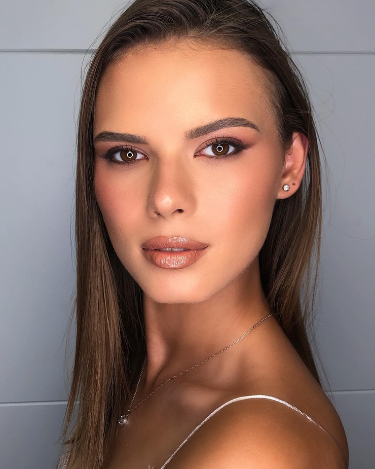 lena antonyuk picture