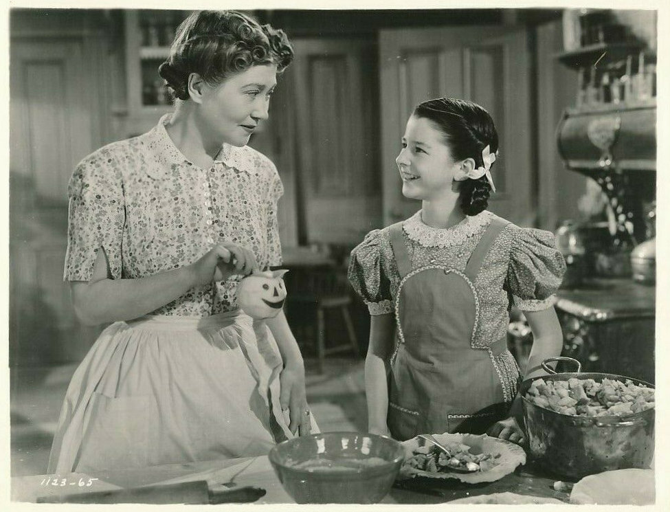 Fay Bainter, Virginia Weidler
