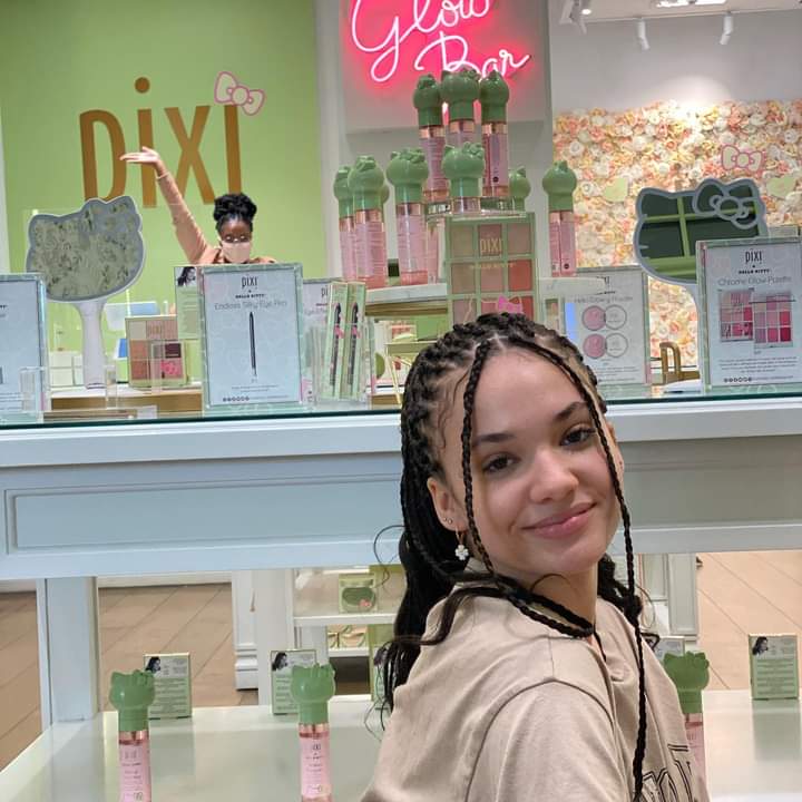 Picture of Scarlet Spencer